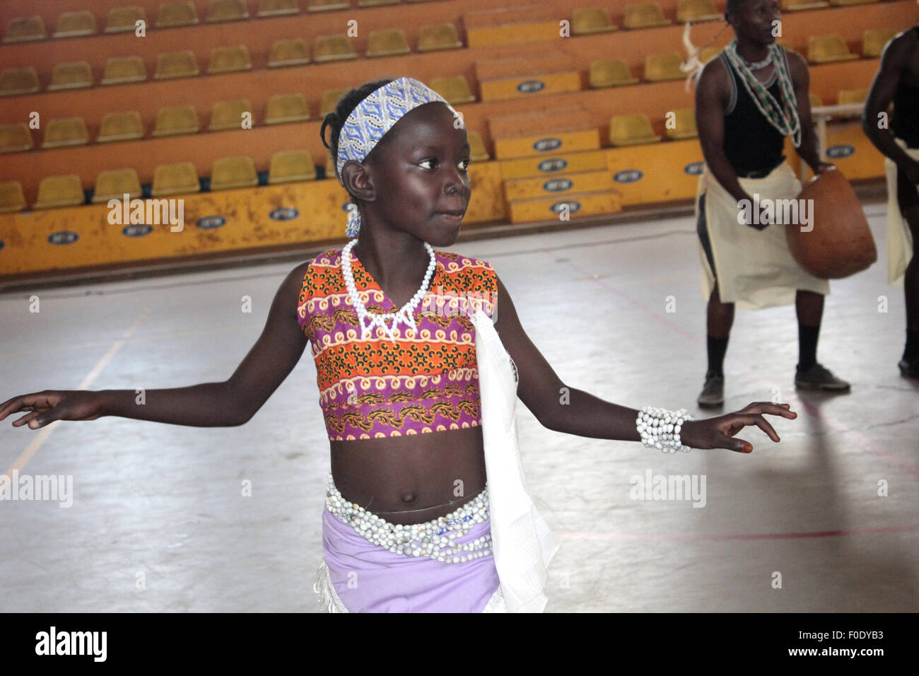 Traditional ugandan dance hi-res stock photography and images - Alamy