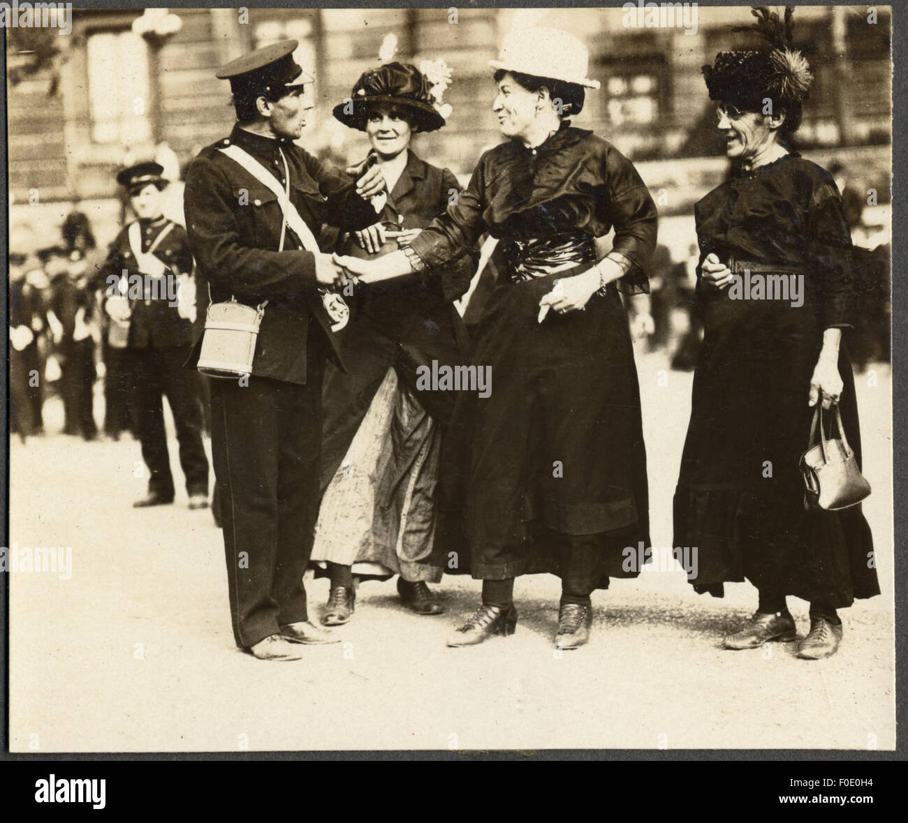 Farewell scene hi-res stock photography and images - Alamy