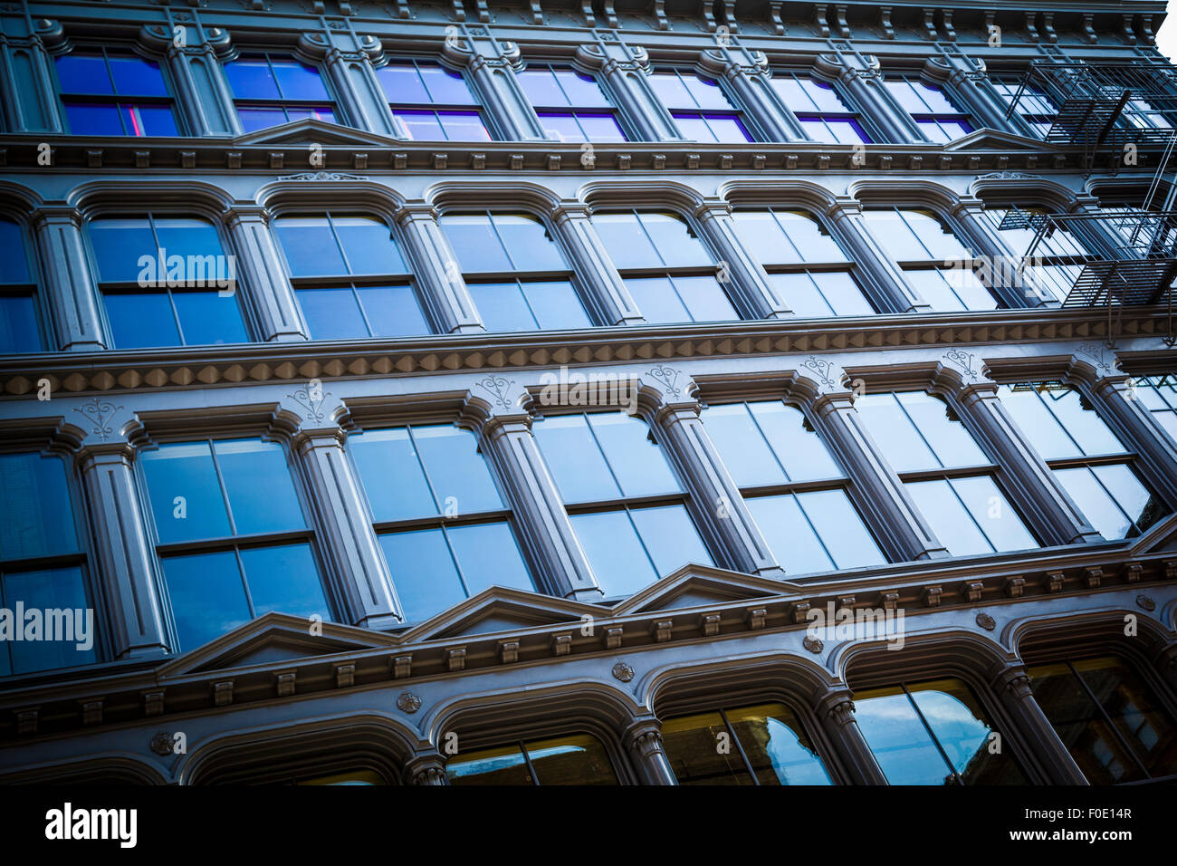 Classic New York Building, Manhattan Stock Photo - Alamy