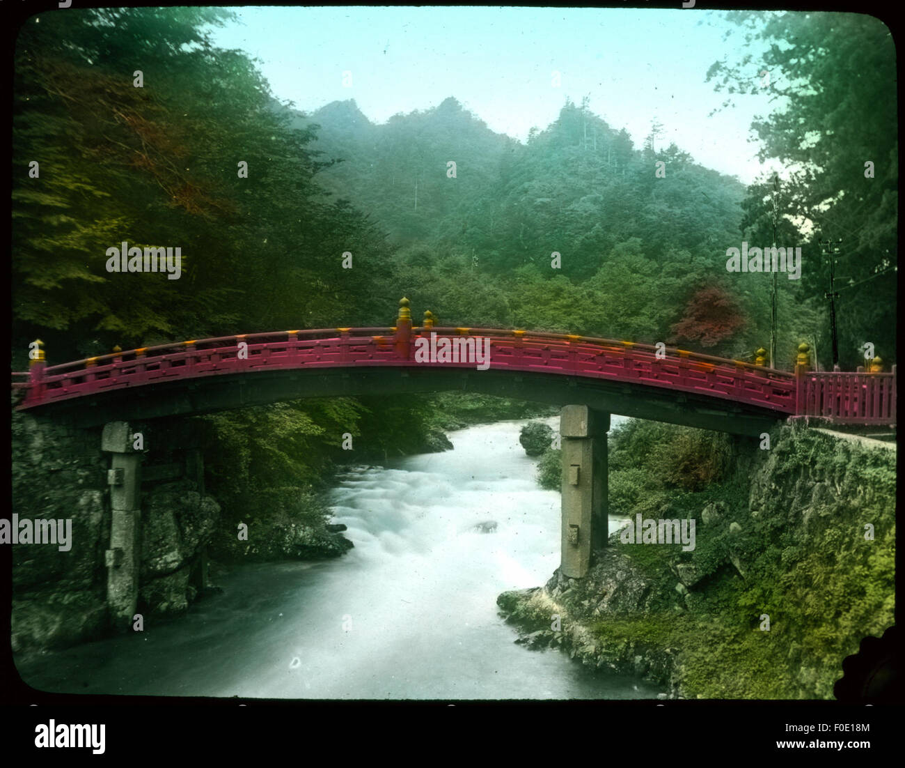 Curved wooden bridge crossing hi-res stock photography and images - Alamy