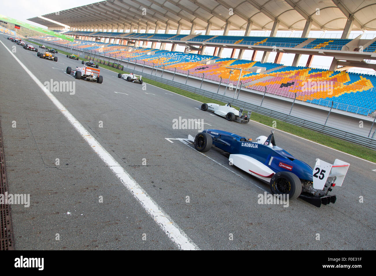 Formula Alfa Cars start line Istanbul Park Circuit Stock Photo - Alamy
