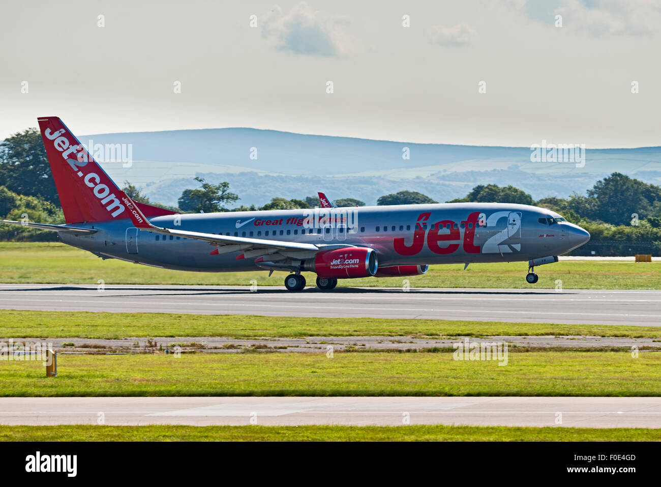 Jet2 manchester airport hi-res stock photography and images - Alamy