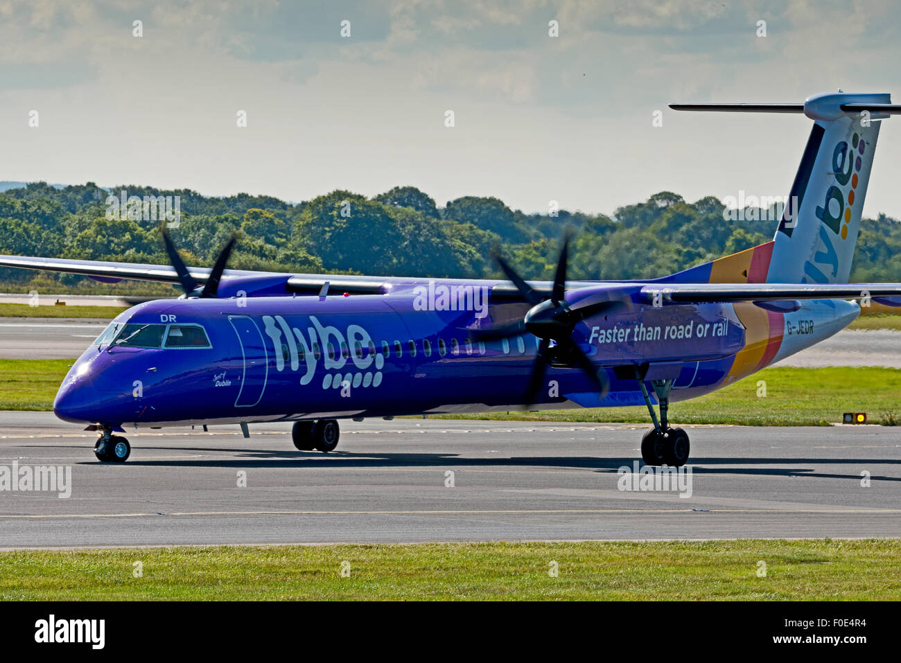 Bombardier Dash 8 Q400 G-JEDR flybe Manchester Airport England Uk Stock ...