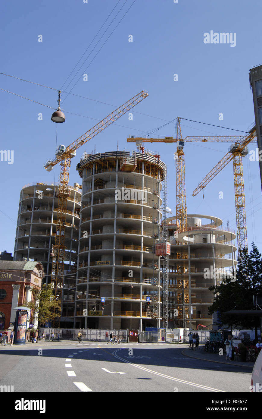 Axel towers construction hi-res stock photography and images - Alamy
