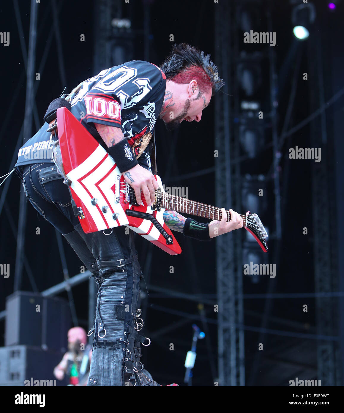 Download Festival - Day 1 - Performances Featuring: Jason Hook, Five ...
