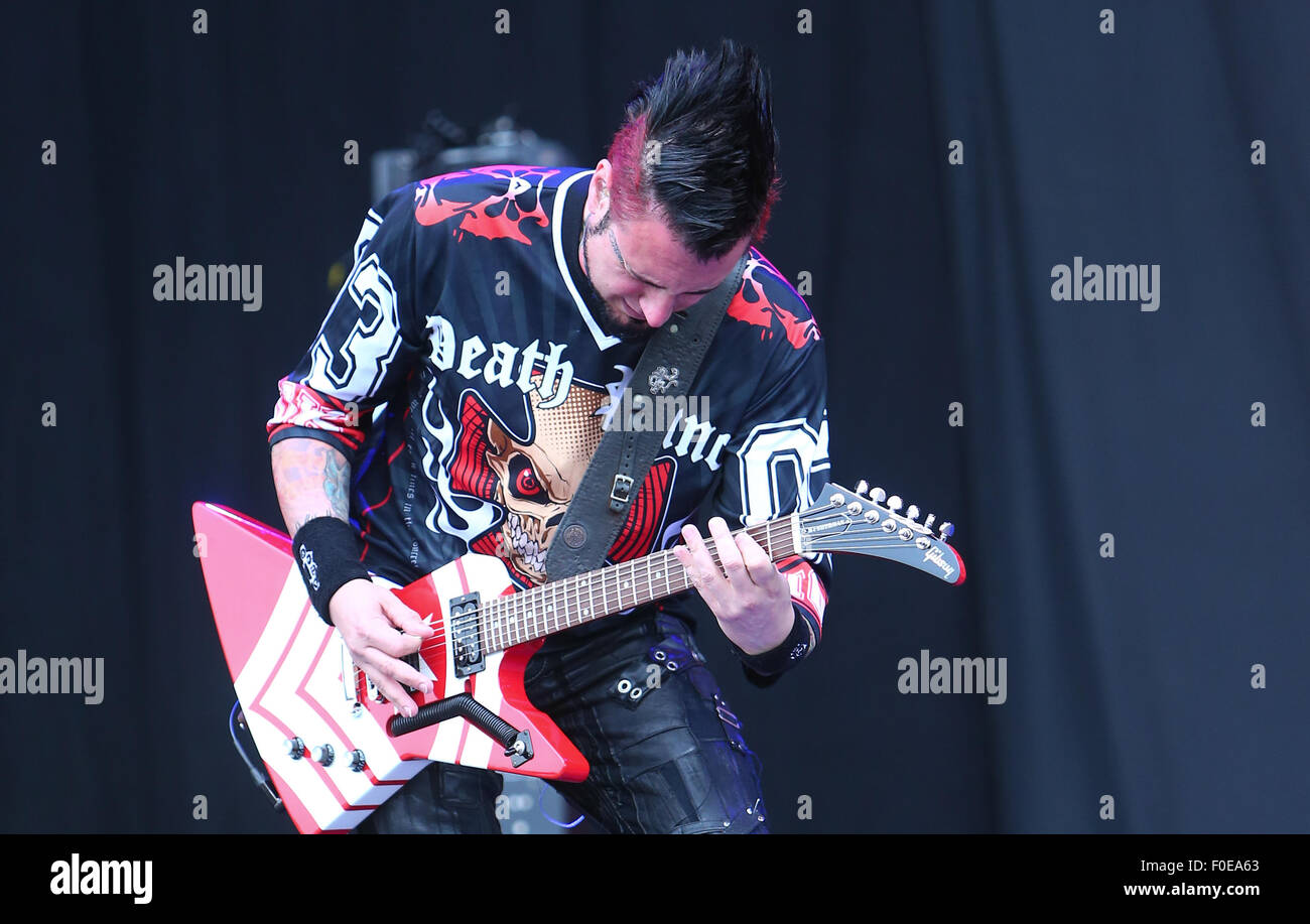 Download Festival - Day 1 - Performances Featuring: Jason Hook, Five ...