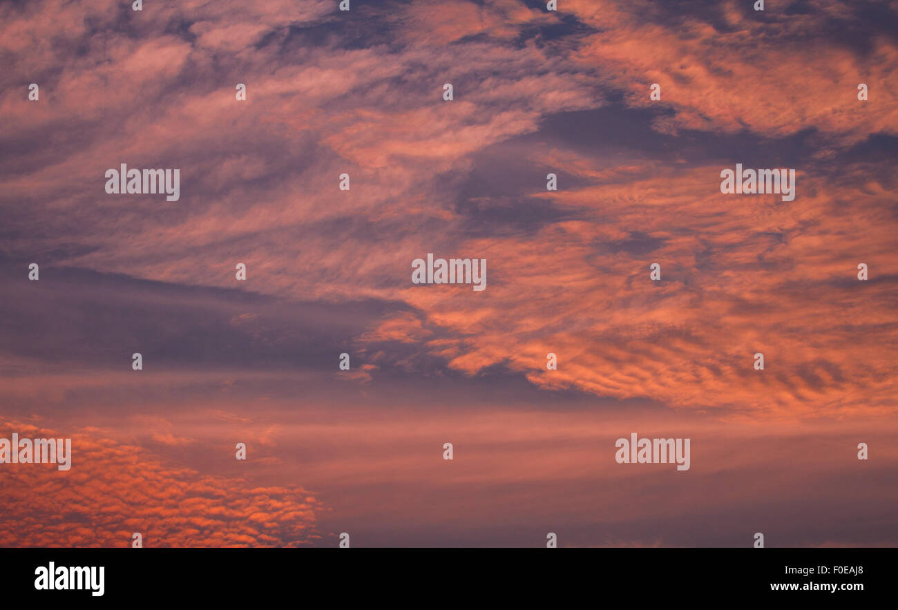 Dundee, scotland summer skyline hi-res stock photography and images - Alamy