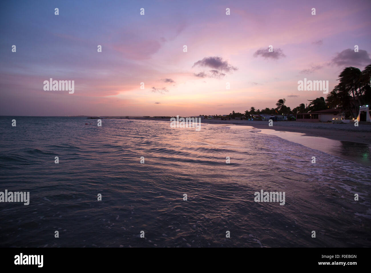 Colorful beach sunset clouds hi-res stock photography and images - Alamy
