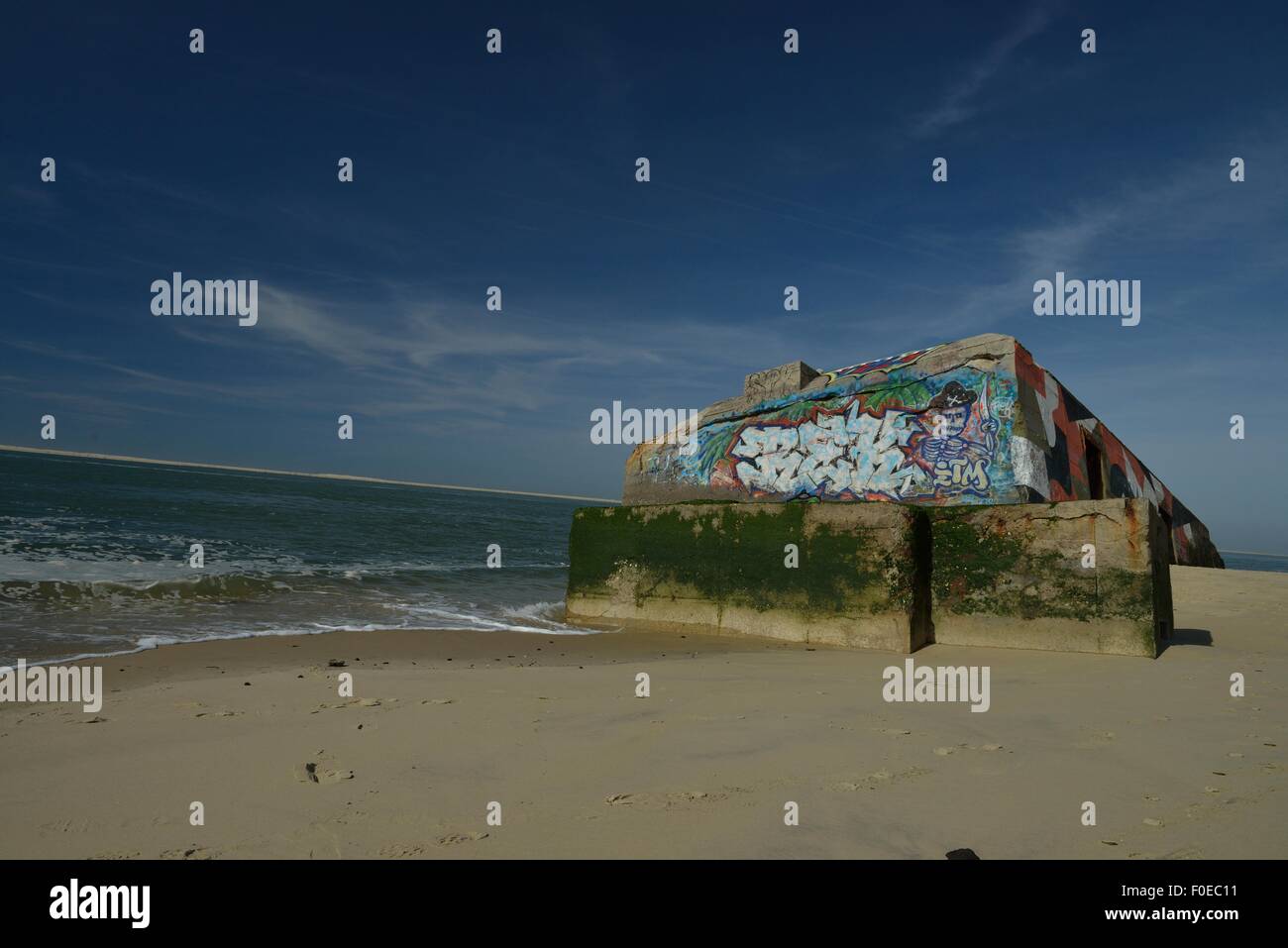 Ww2 bunker deutschland hi-res stock photography and images - Alamy