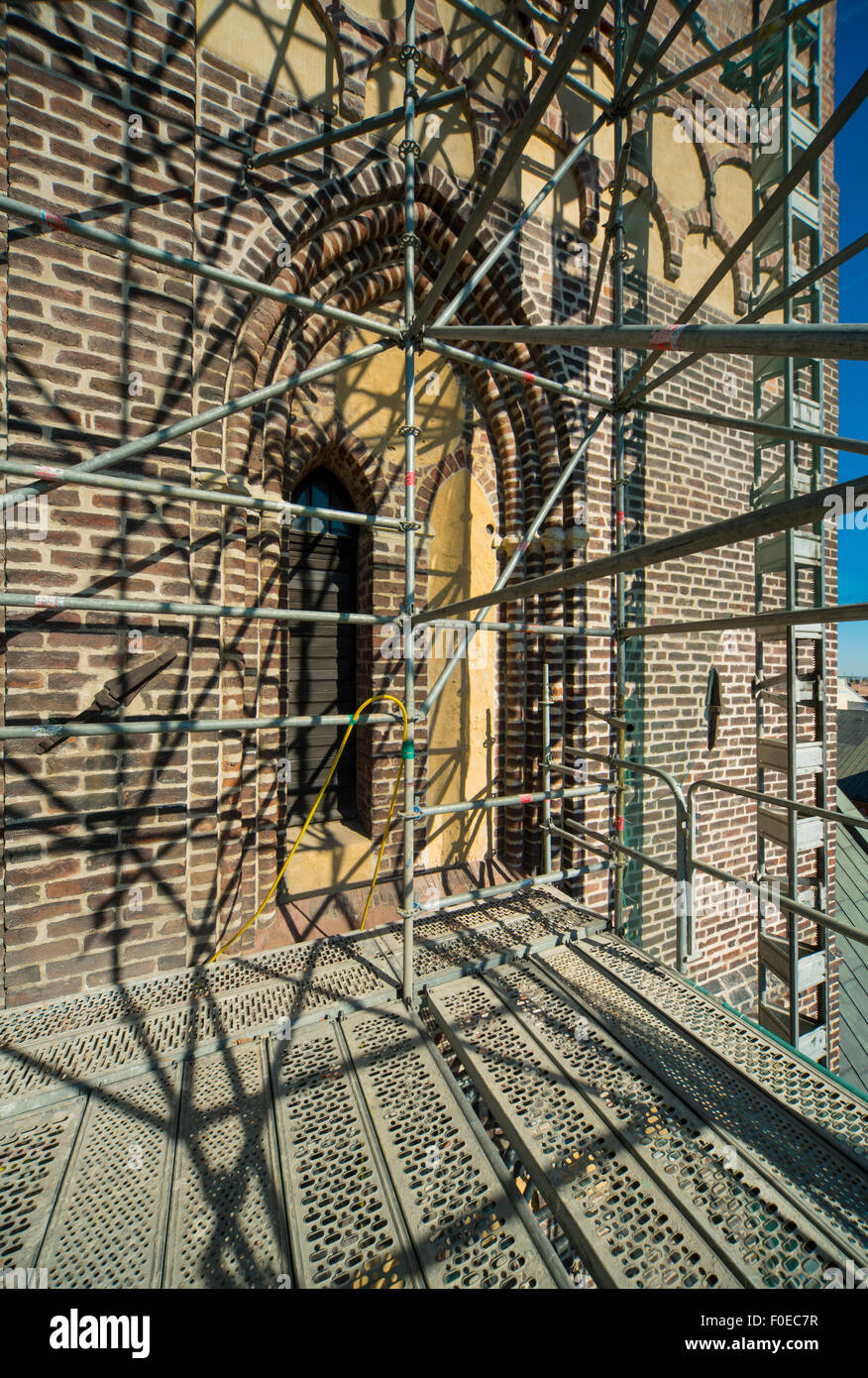 Riga Dome. Medieval cathedral in scaffolding Stock Photo - Alamy