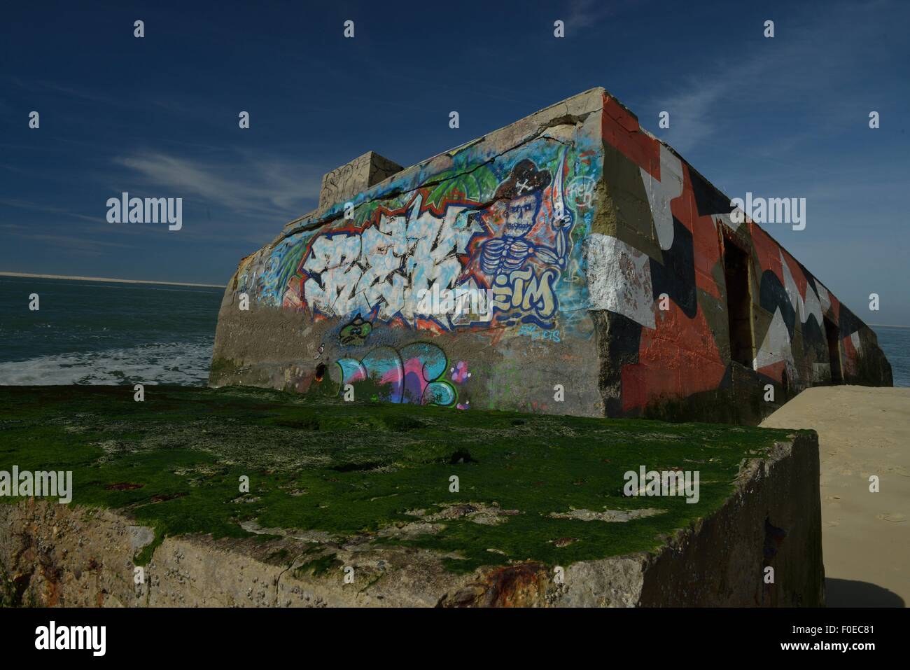 Bunker seconde guerre mondiale hi-res stock photography and images - Alamy