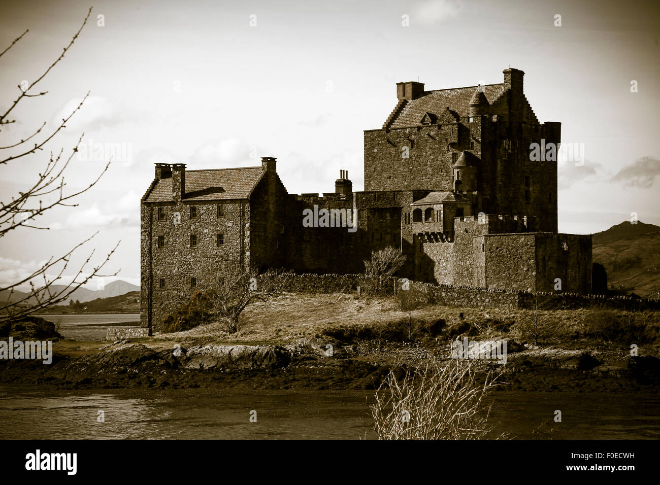 Eilean Donan Castle Dornie Scotland Stock Photo - Alamy
