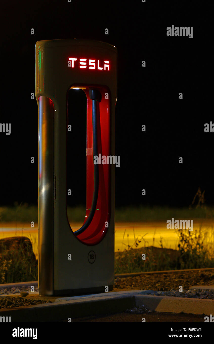 Switzerland,2015:tesla electric cars rapid charging stations are ...