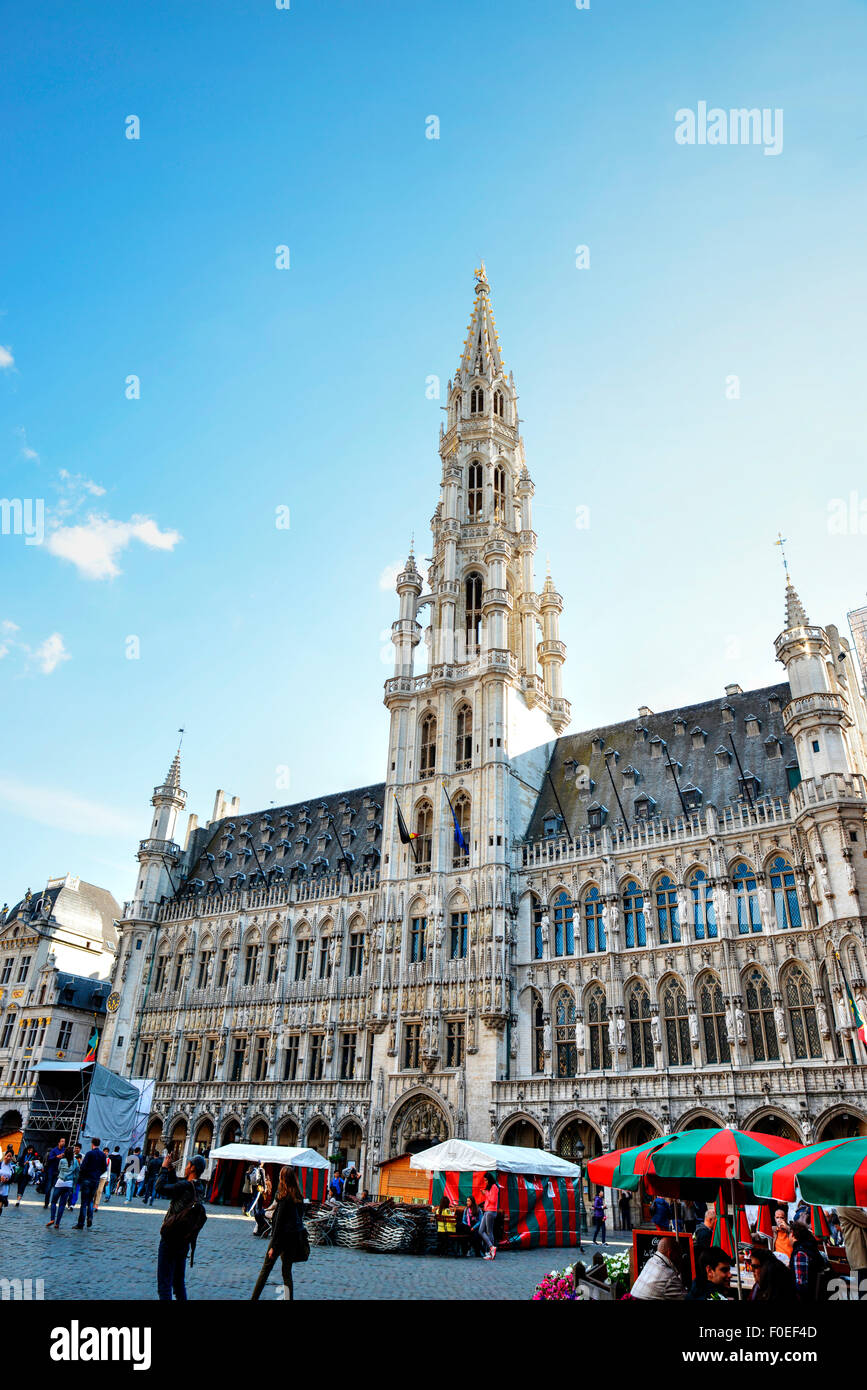 View of the Town Hall building at the Gran Place in Brussels, belgium ...