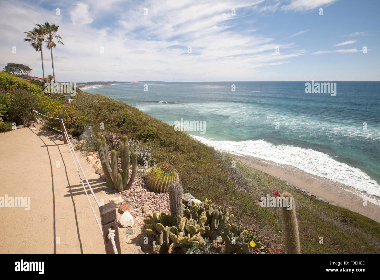 Encinitas beach hi-res stock photography and images - Alamy