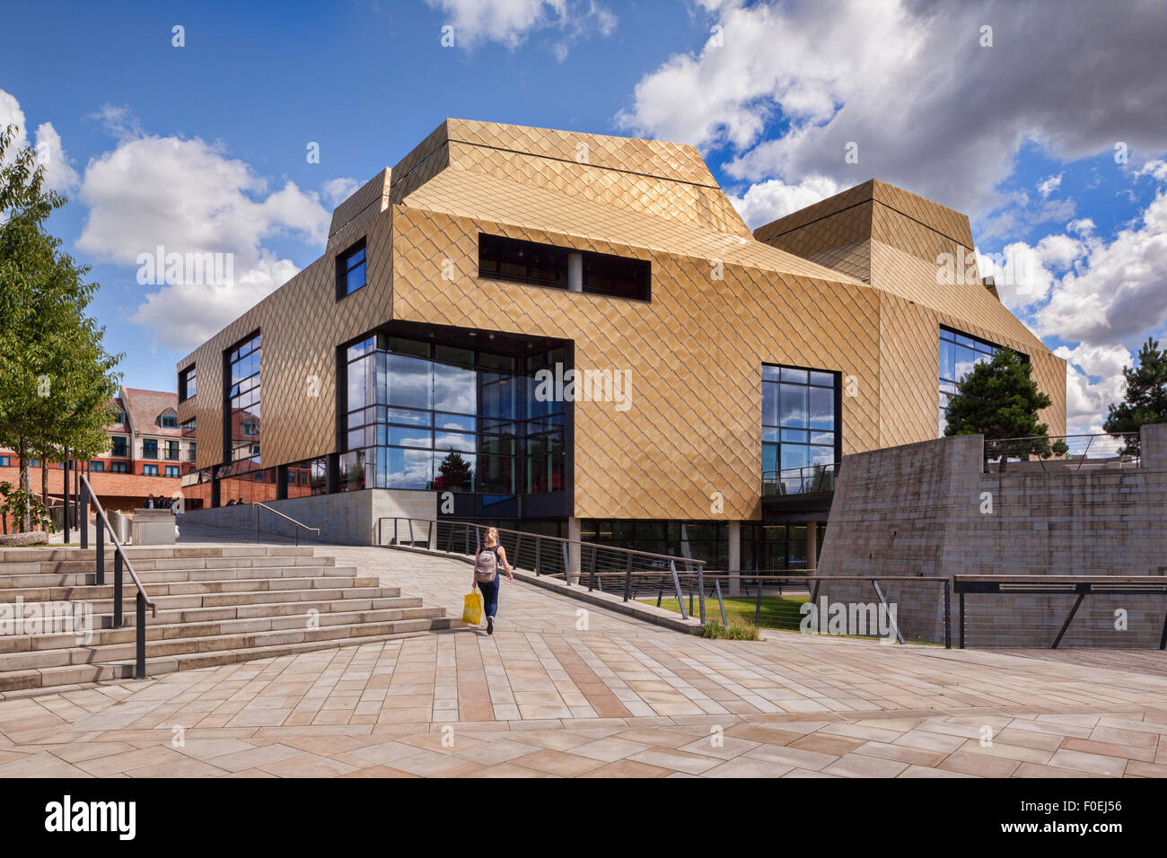 Worcester Public and University Library, The Hive, Worcester ...