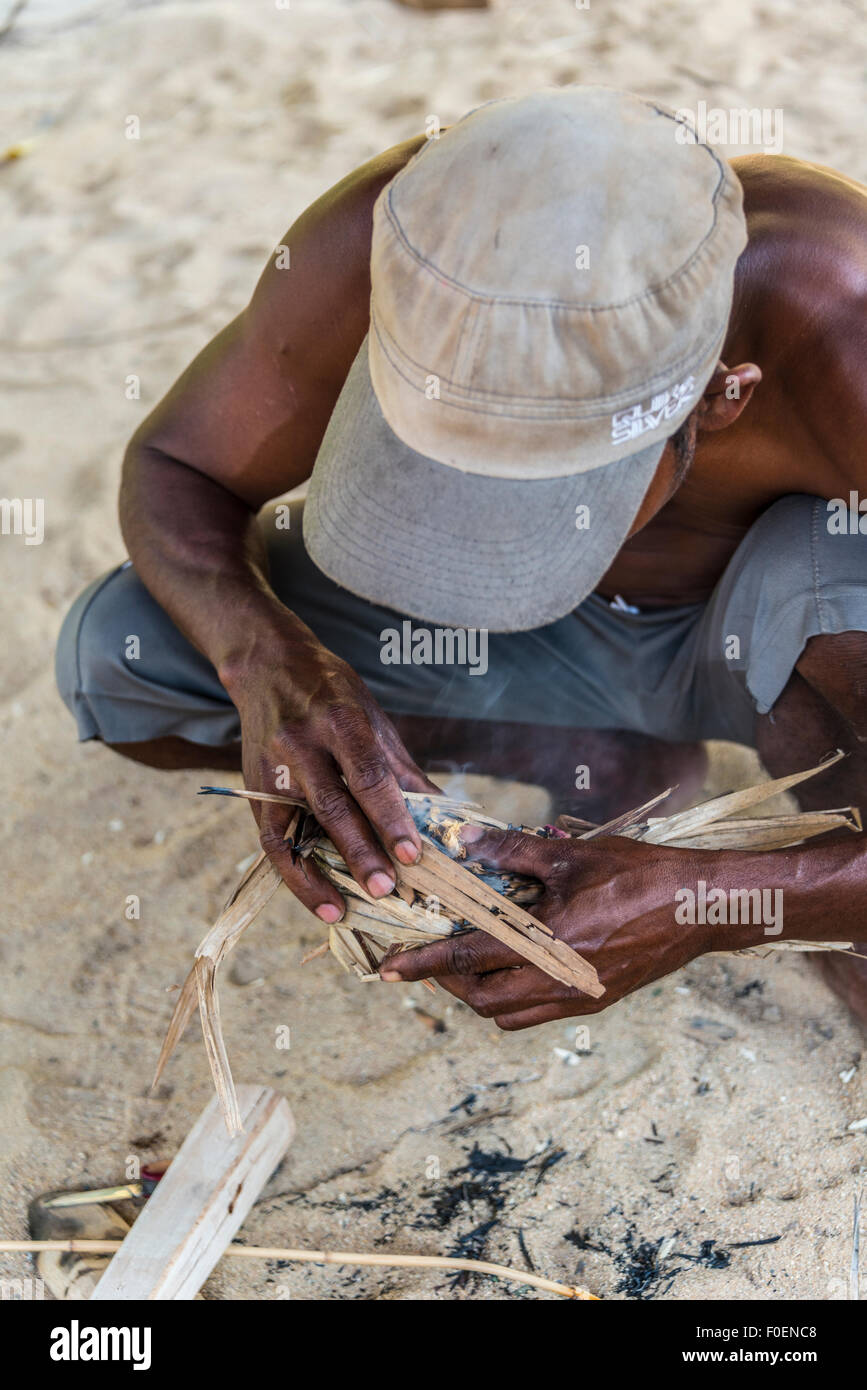 Starting fire hi-res stock photography and images - Alamy