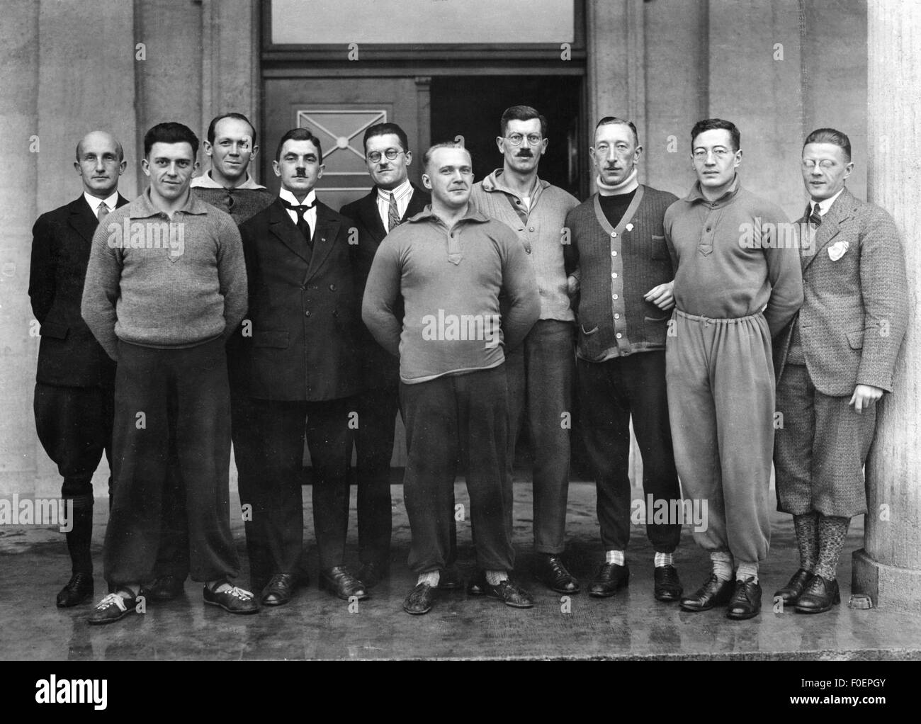 1930s fashion men hi-res stock photography and images - Alamy