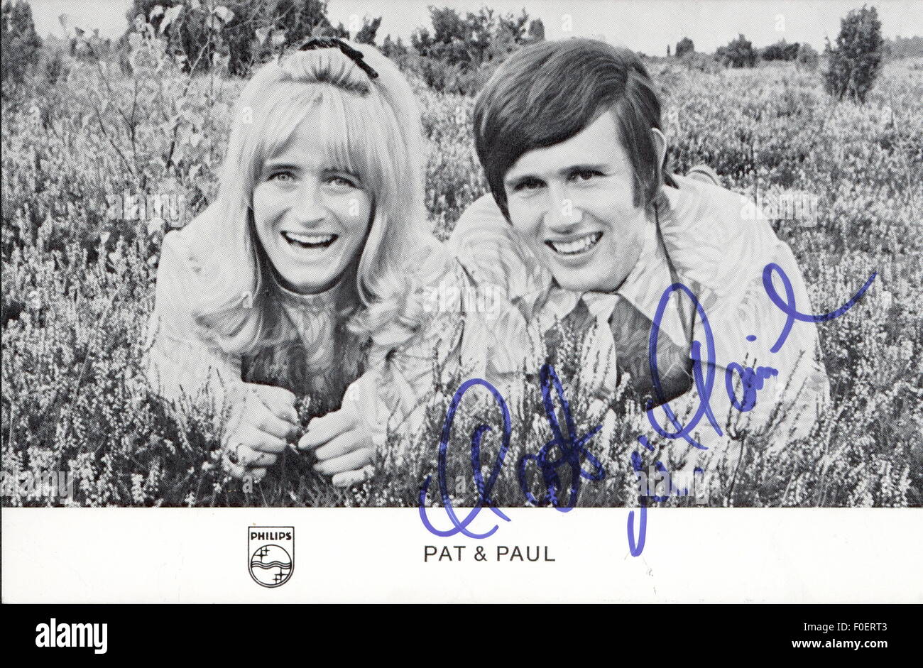 German singing duo hi-res stock photography and images - Alamy
