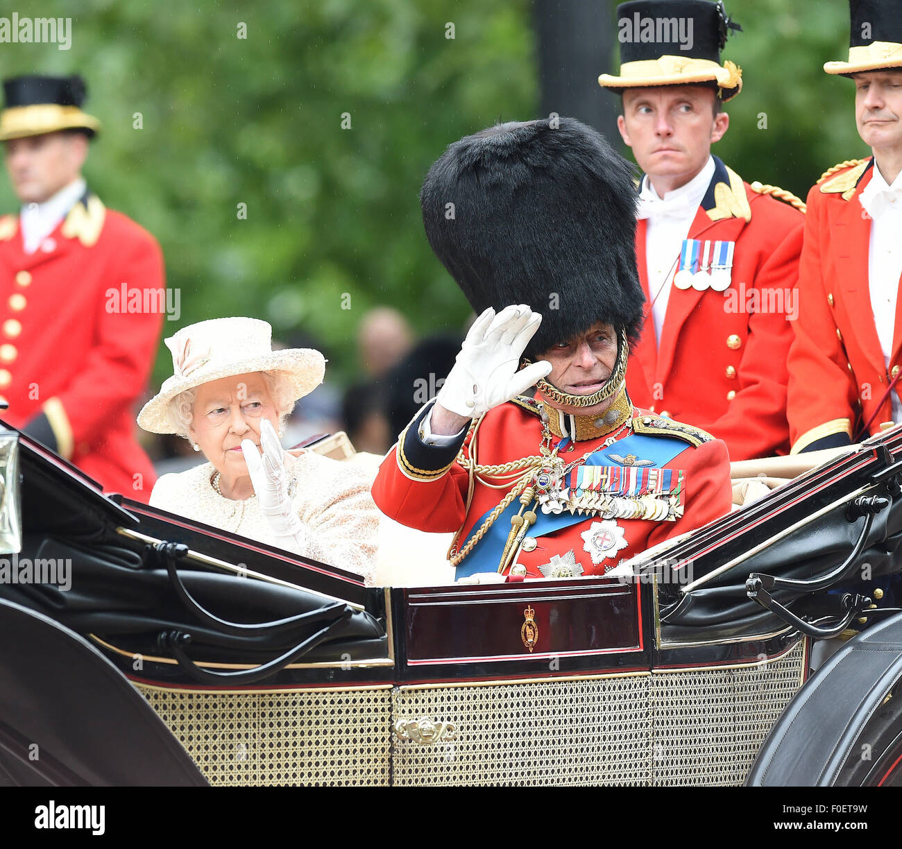 Queen elizabeth ii attends trooping colour parade horse guards parade ...