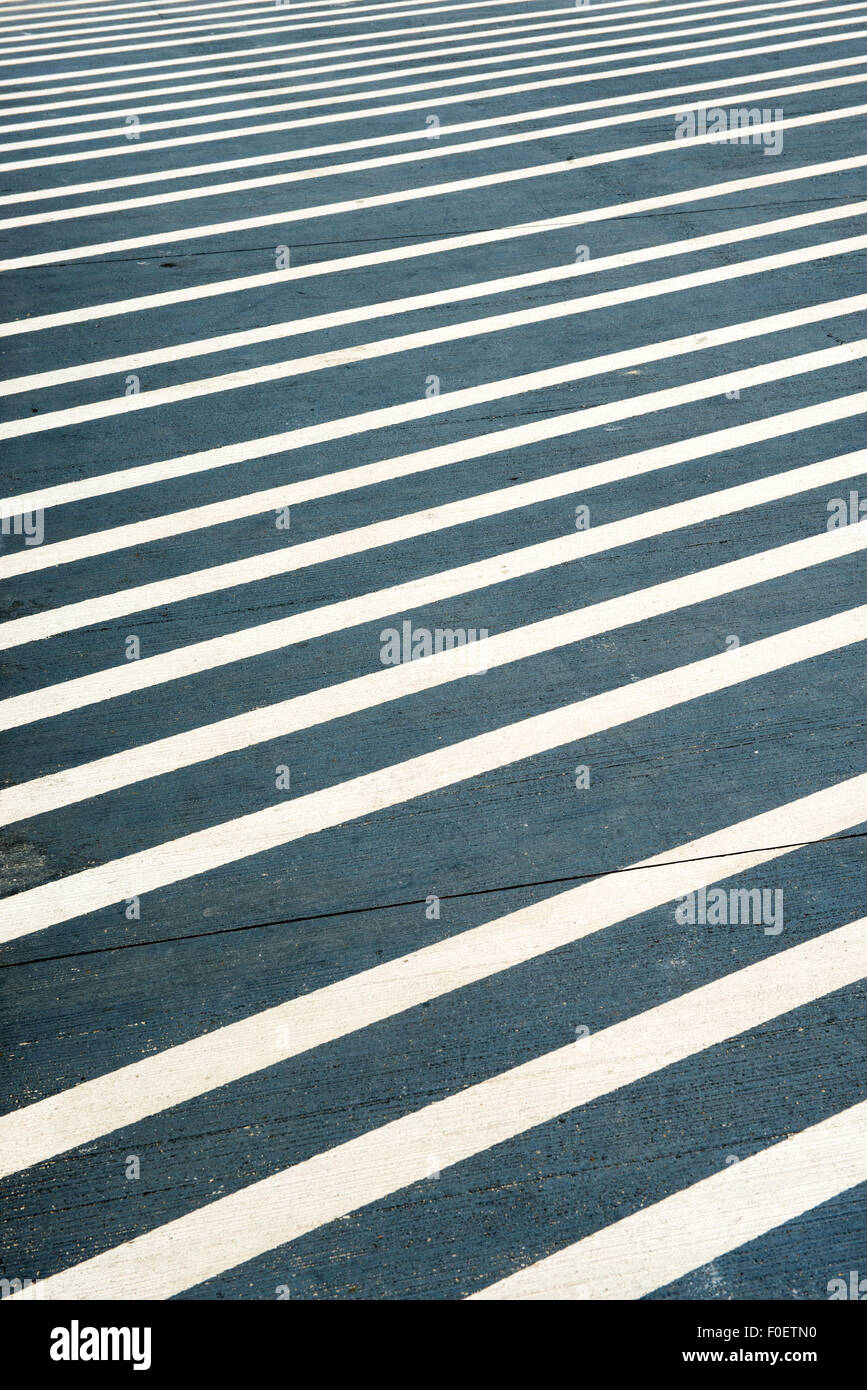 Street markings hi-res stock photography and images - Alamy