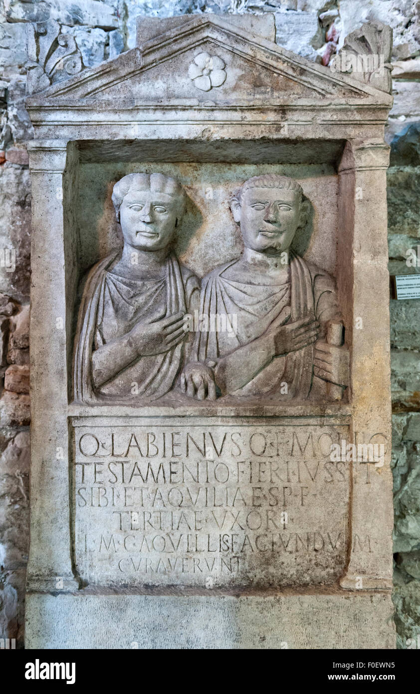 Roman funeral hi-res stock photography and images - Alamy