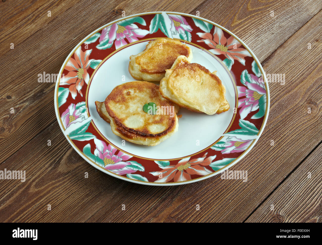 Turkish crumpets with cheese - Igli pisi.Turkish cuisine Stock Photo ...