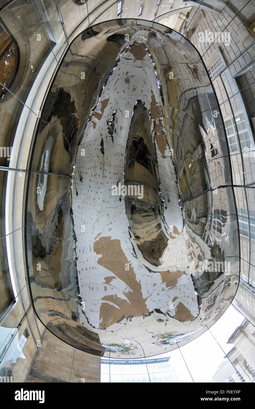 Library Walk - Manchester Central Library. A modern unique structure ...