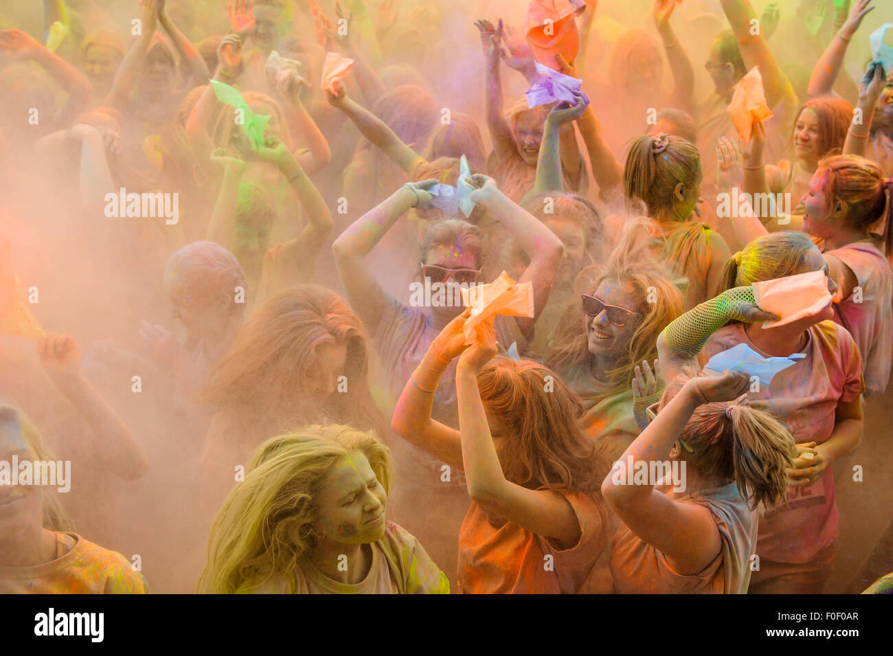 Coloured powders hi-res stock photography and images - Alamy