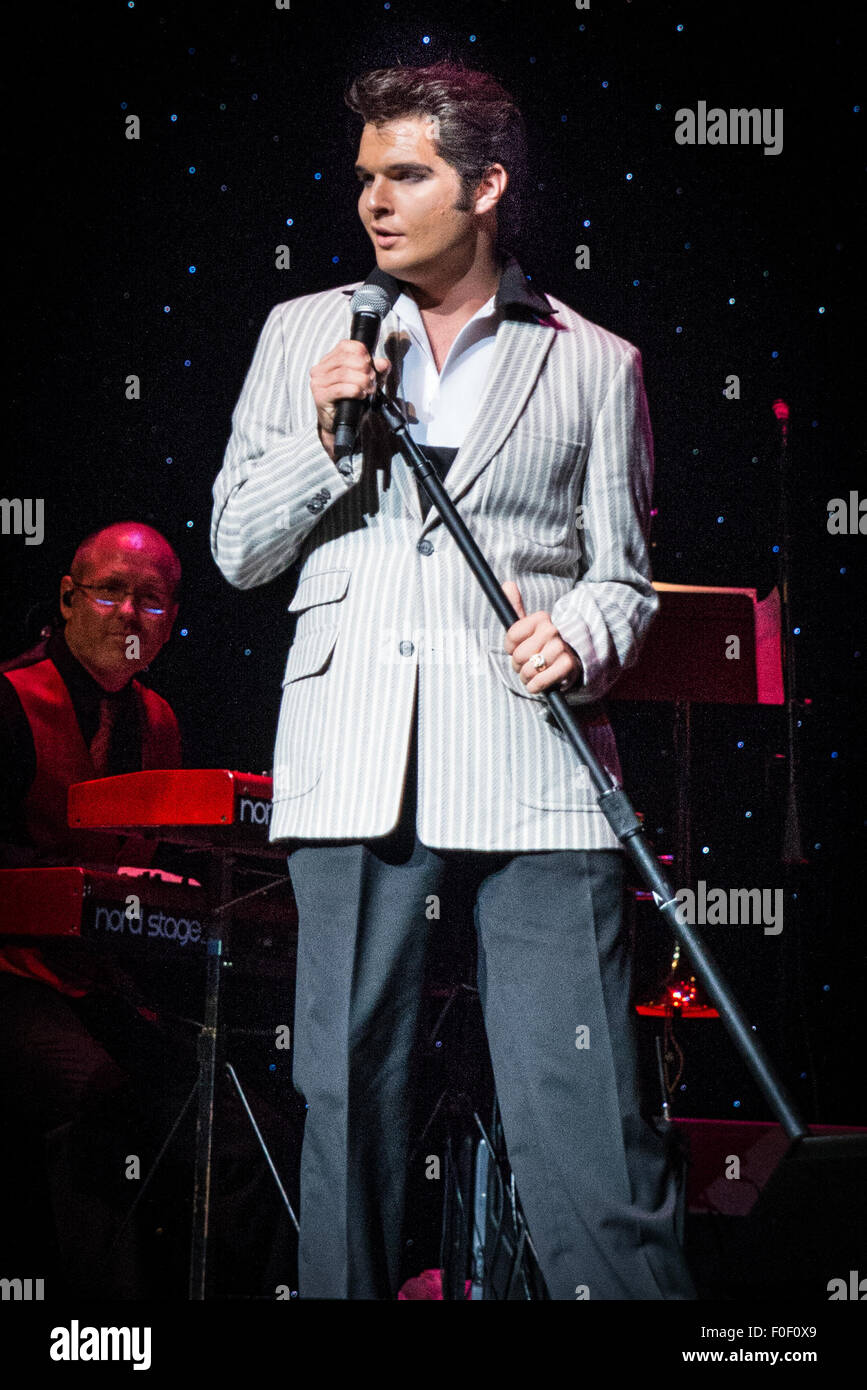 Ben thompson elvis hi-res stock photography and images - Alamy