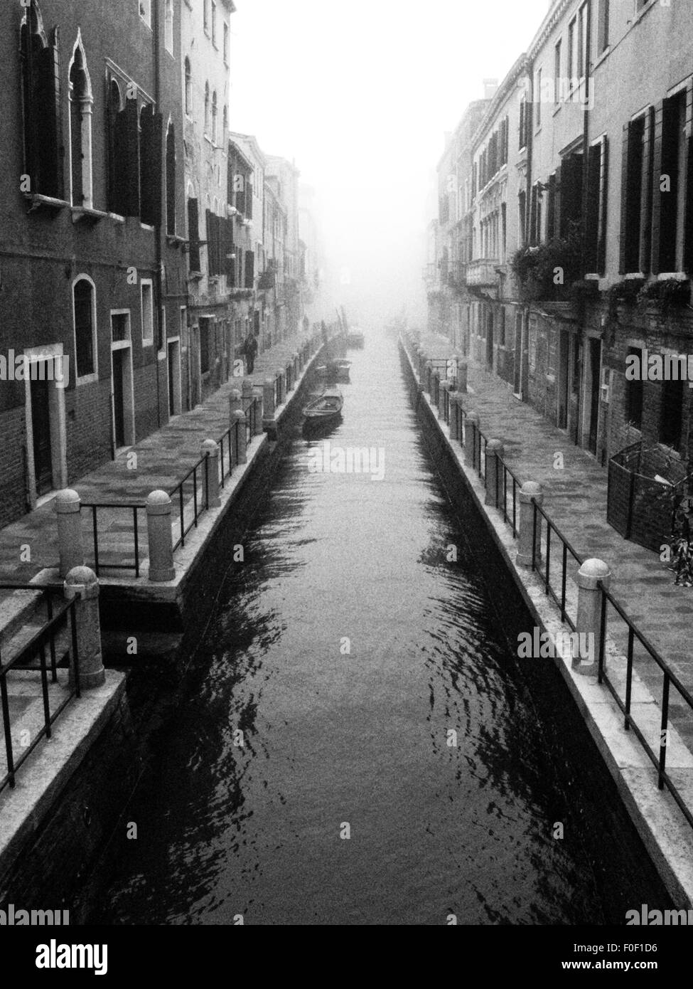 Holiday cities Black and White Stock Photos & Images - Alamy