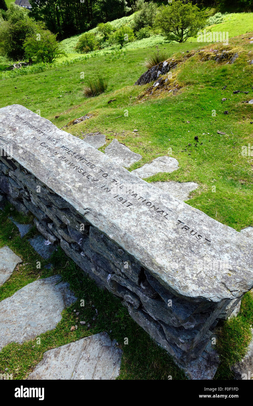 Commemorative Stone Seat to Canon Rawnsley, Swanesty How, Borrowdale ...