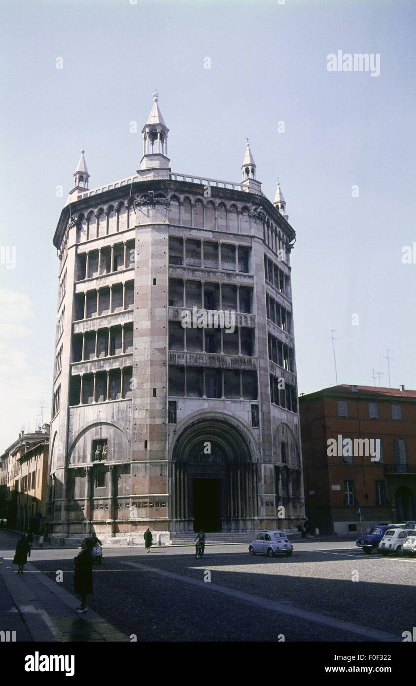 geography / travel, Italy, Parma, building, baptistery, built by ...