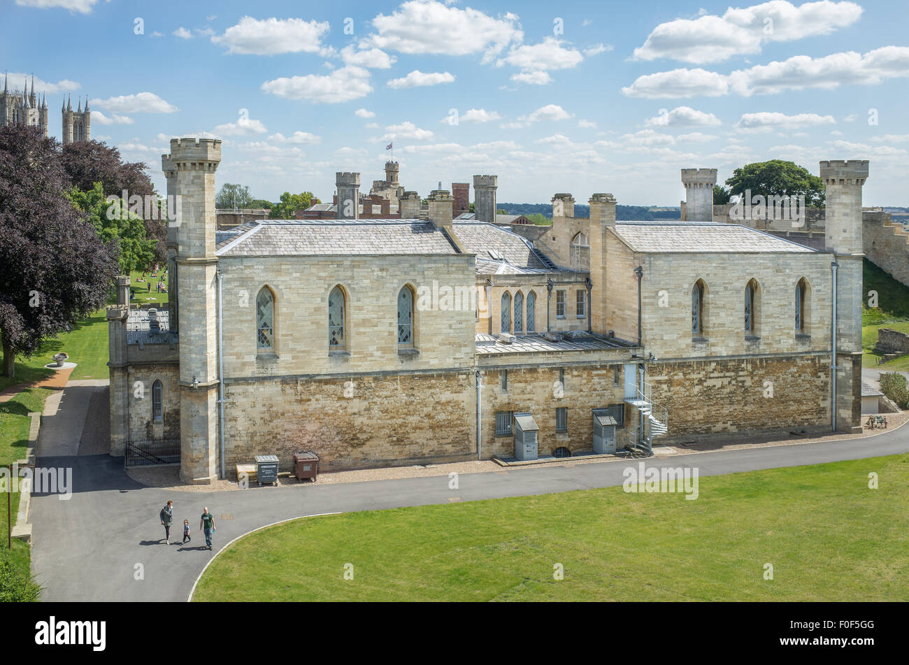 Lincoln crown court hi-res stock photography and images - Alamy