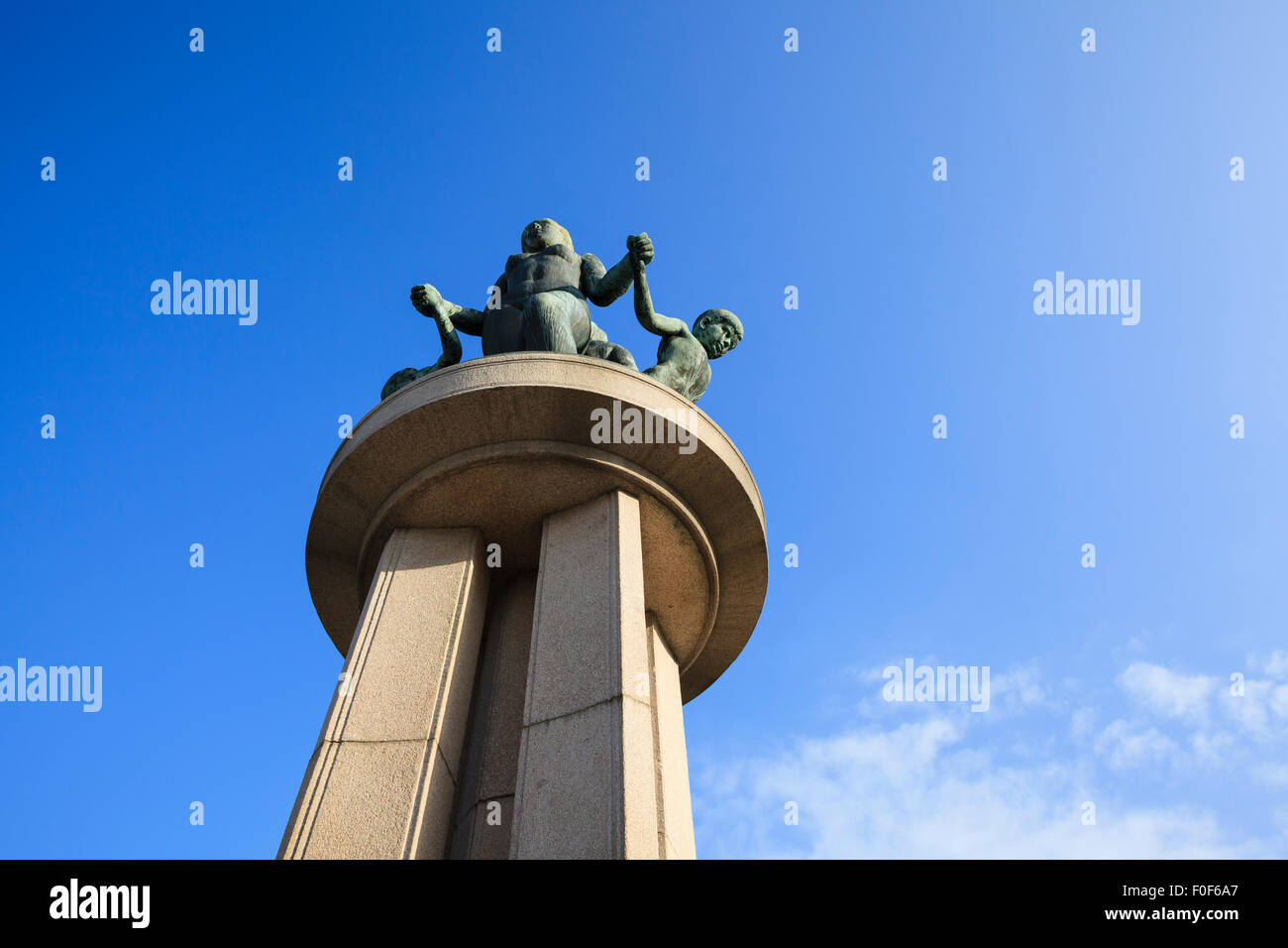 City hall statues oslo norway hi-res stock photography and images - Alamy
