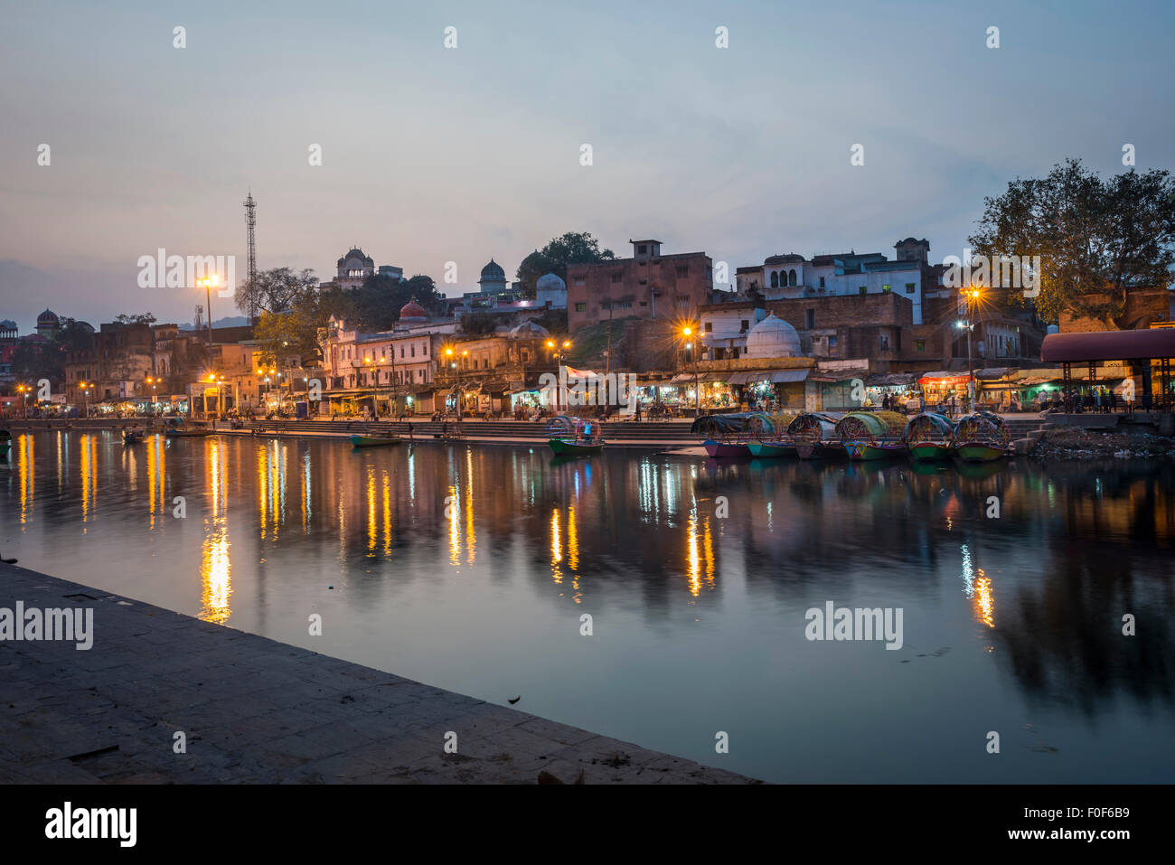 Early evening in the Hindu holy town of Chitrakoot on the Mandakini ...
