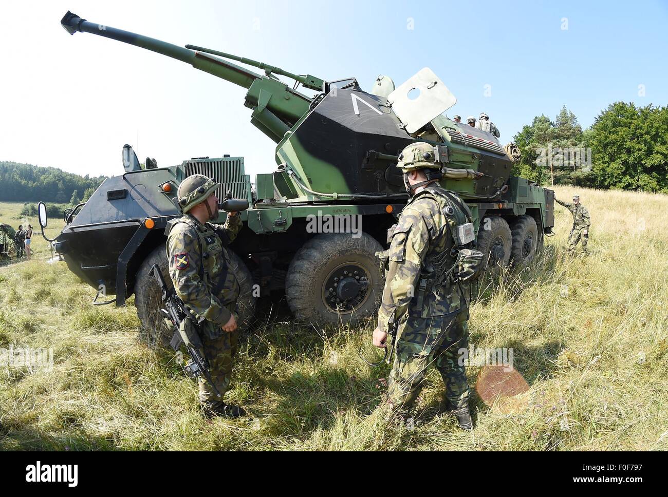Joint multinational readiness center hi-res stock photography and ...