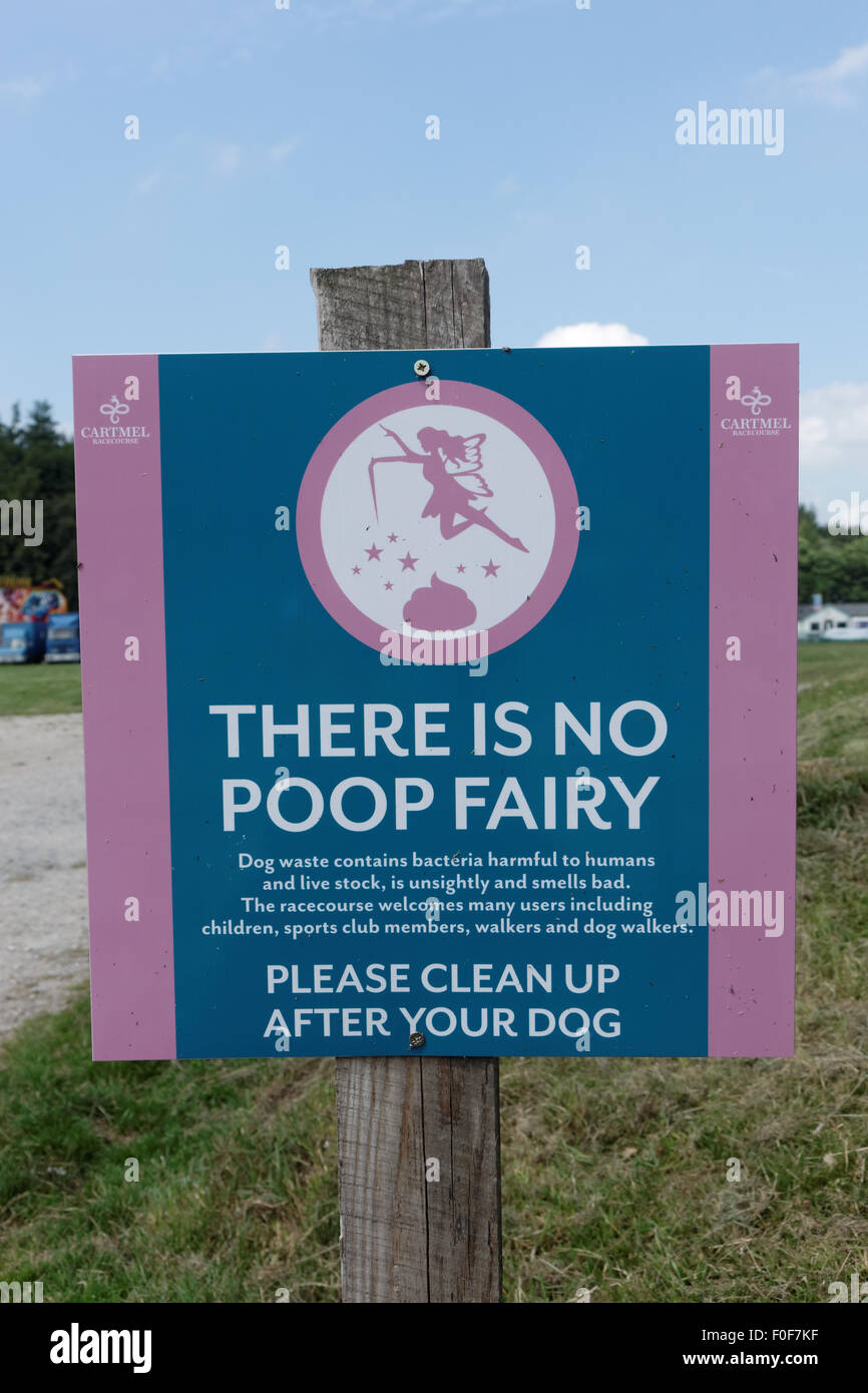 Dog Pooh Sign Stock Photo - Alamy