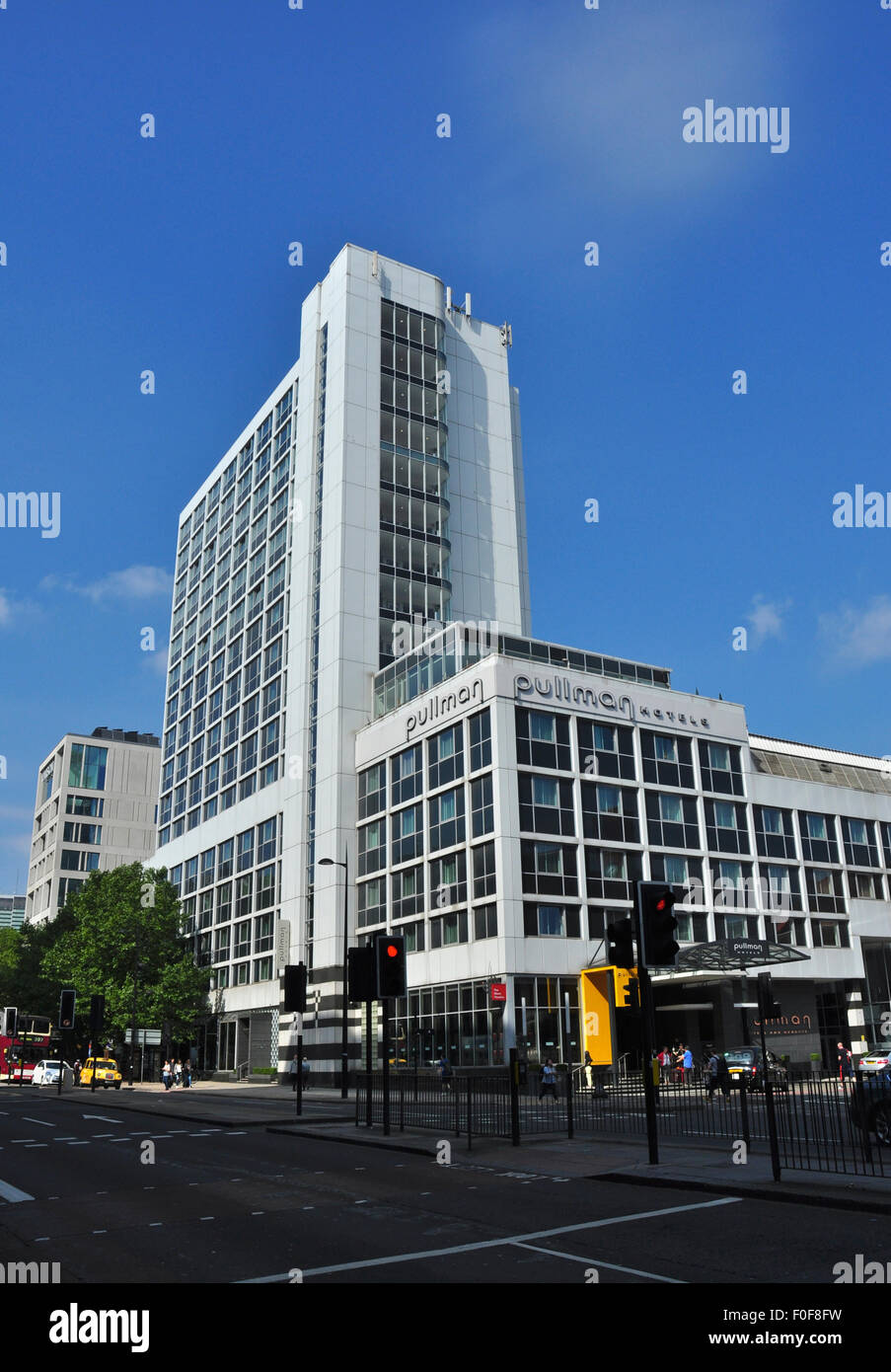 The pullman hotel london kings cross hi-res stock photography and ...