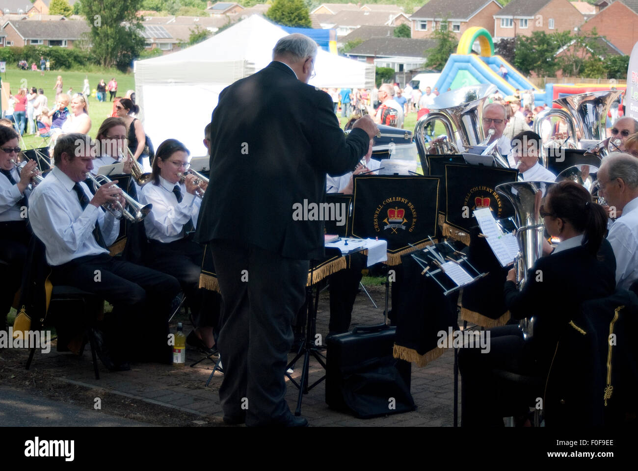 Reportage images of the Big Local Fun Day at Barnes Park Grassmoor ...