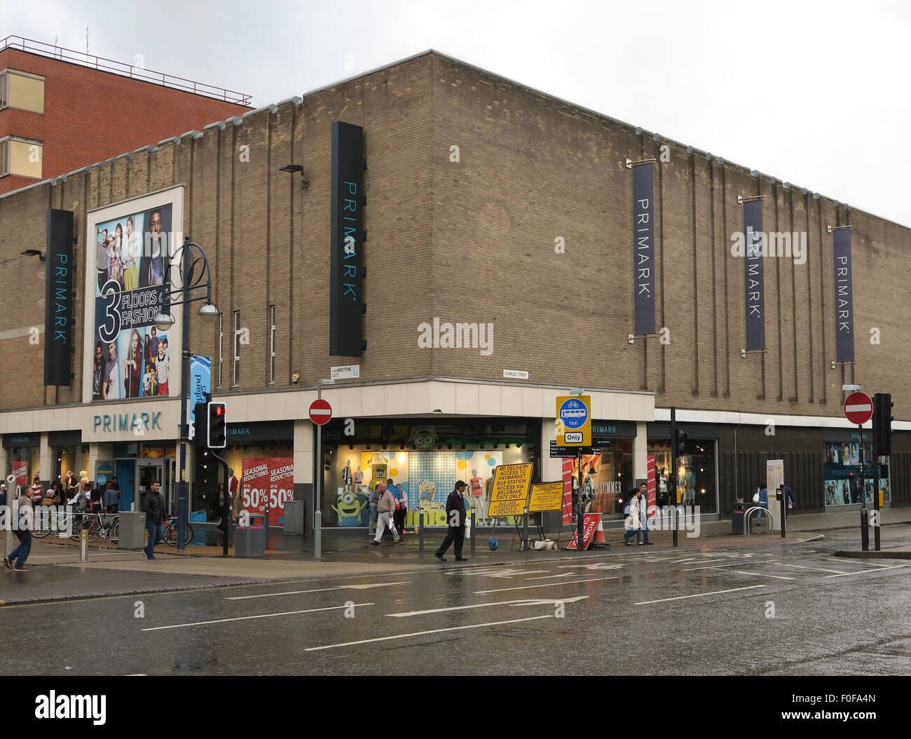 Primark Outside High Resolution Stock Photography and Images - Alamy