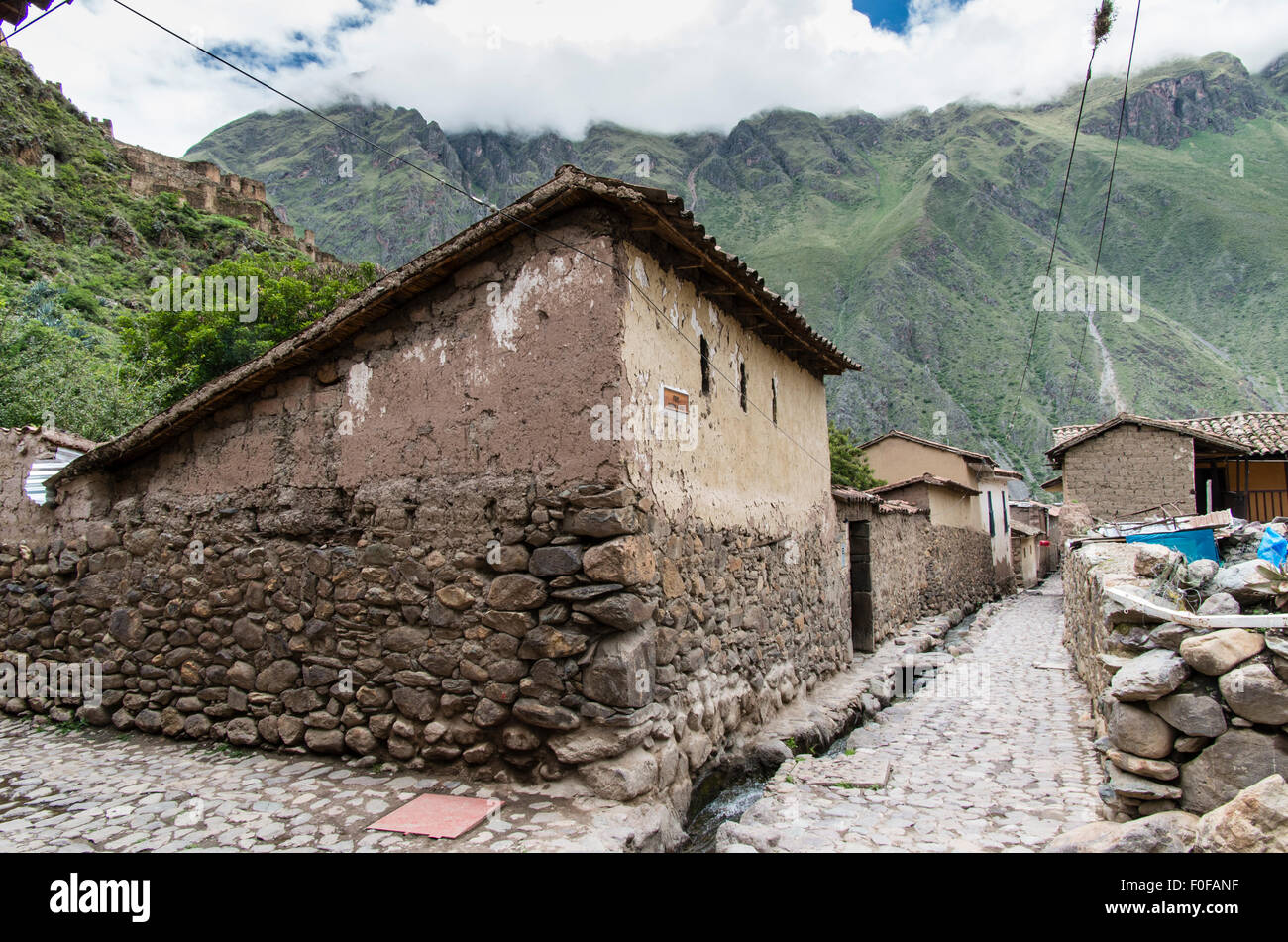 Ollantaytambo village. Inca village in Sacred valley, Cusco. Peru Stock ...