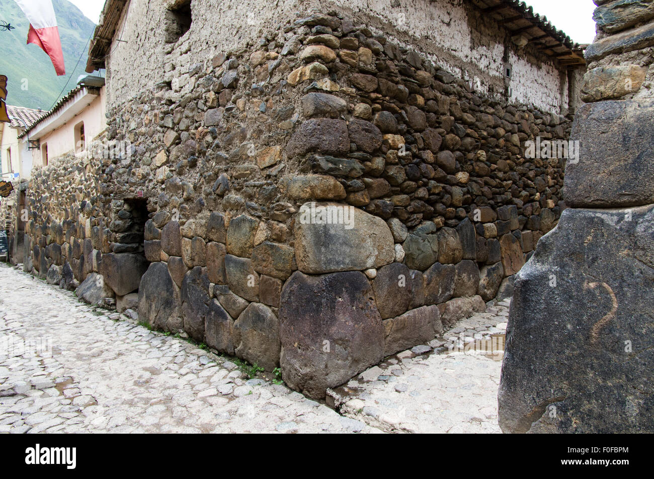 Ollantaytambo village. Inca village in Sacred valley, Cusco. Peru Stock ...