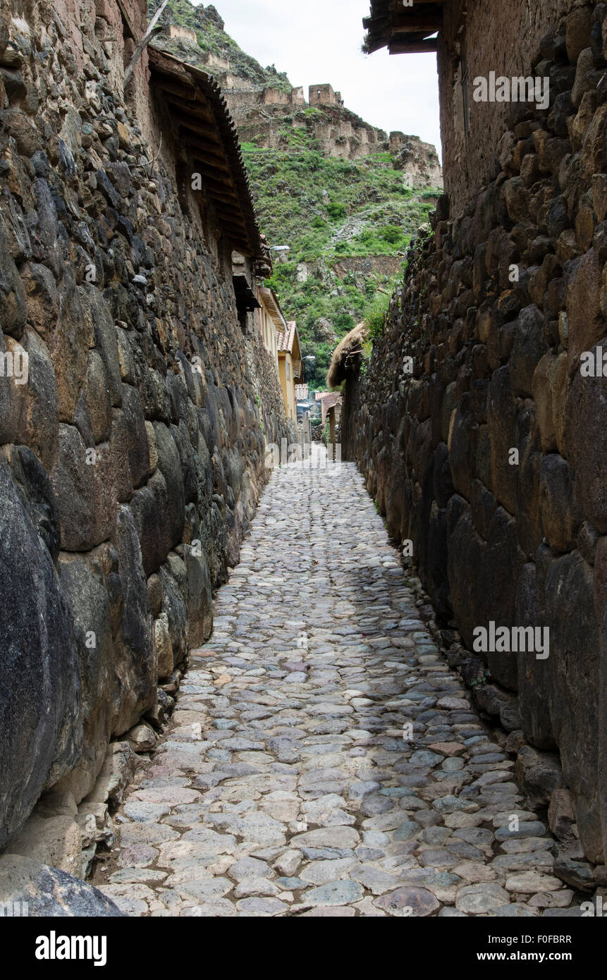 Ollantaytambo village. Inca village in Sacred valley, Cusco. Peru Stock ...
