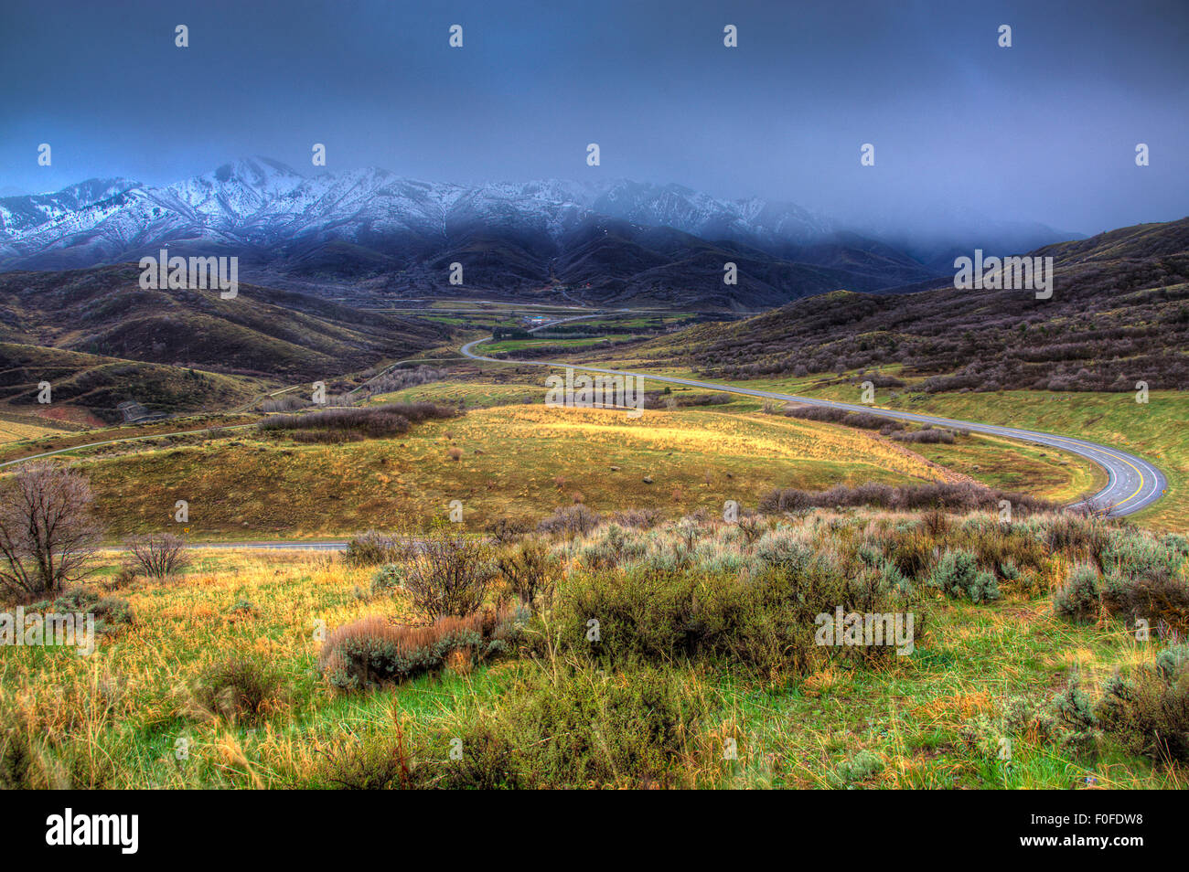 Curved elevation hi-res stock photography and images - Alamy