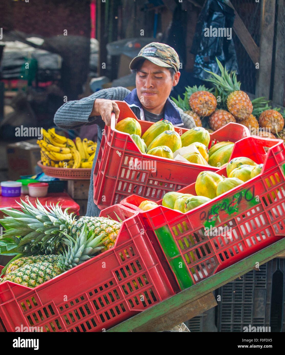 Portrait of a Guatemalan man at the Chichicastenango Market Stock Photo ...