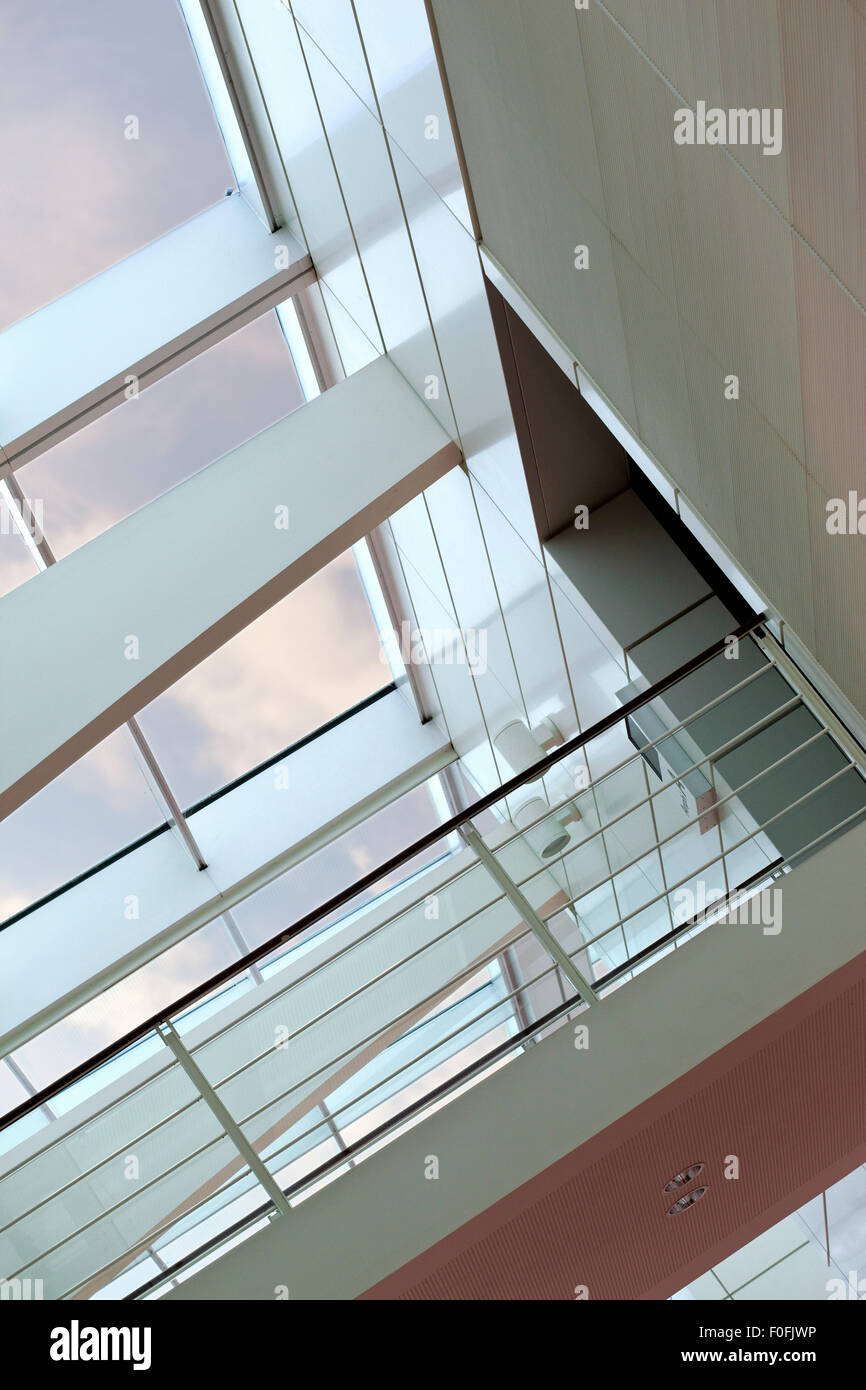 Glass roof architecture hi-res stock photography and images - Alamy