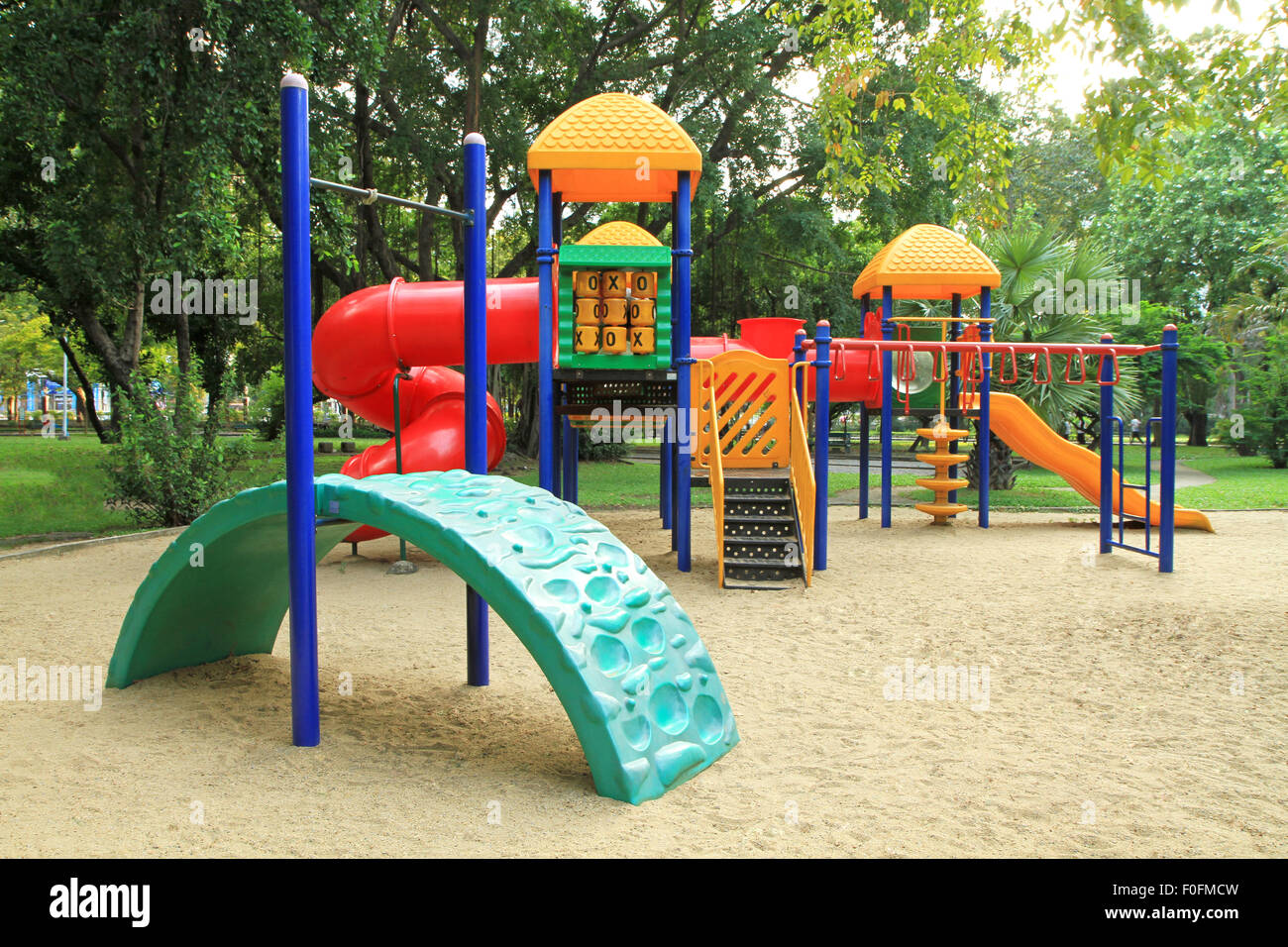 Playground park tube hi-res stock photography and images - Alamy