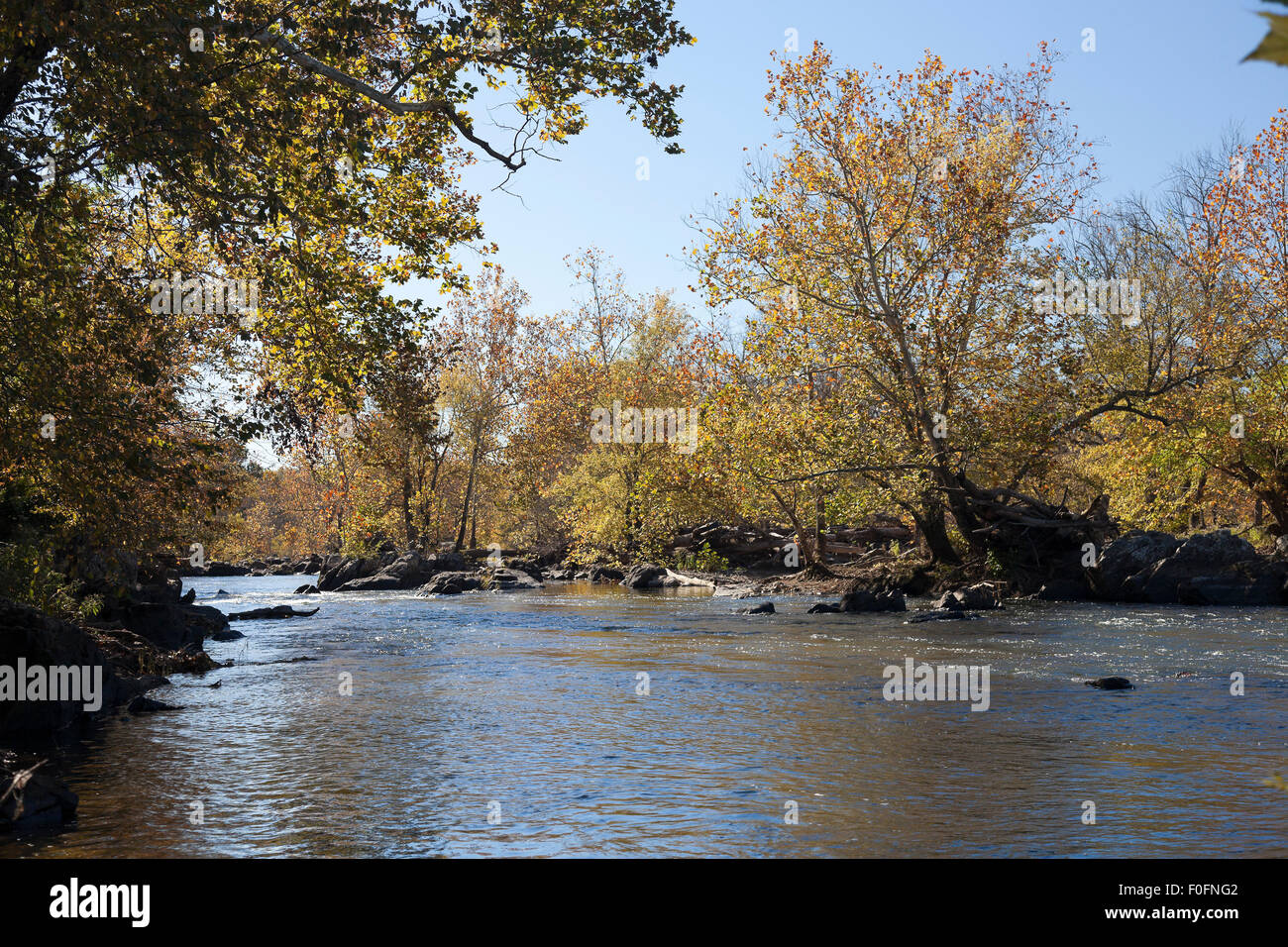 Potomac river in the autumn virginia hi-res stock photography and ...