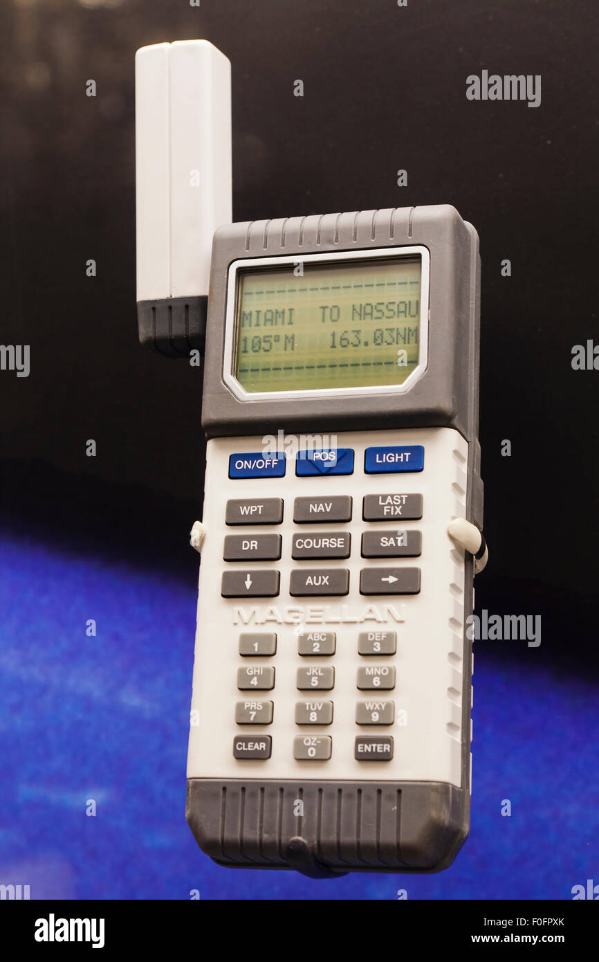 Magellan NAV 1000 GPS receiver, circa 1988 - USA (Vintage GPS receiver ...